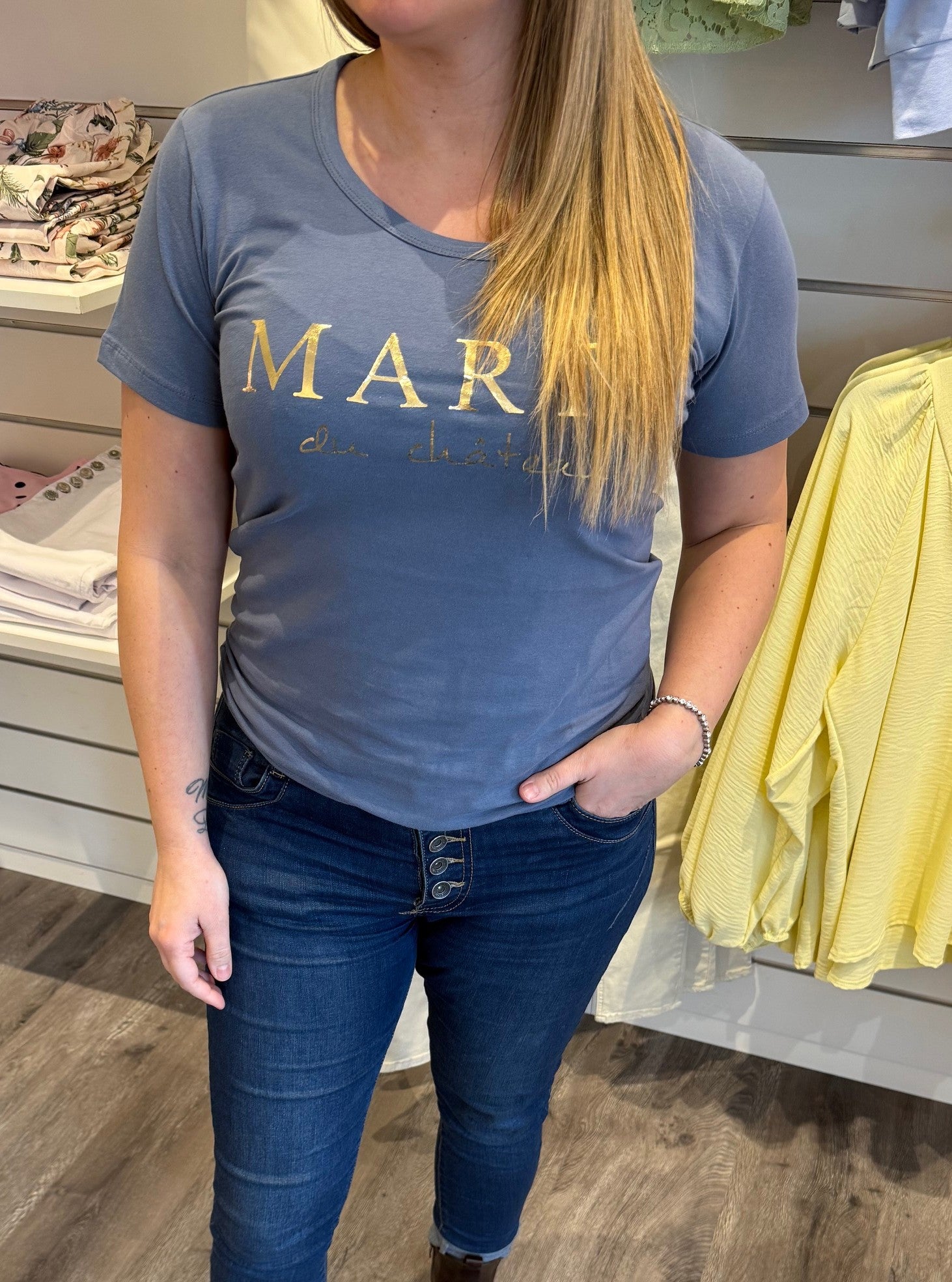 Jeanette - Tshirt - Marta - Denimblå – Lowinas